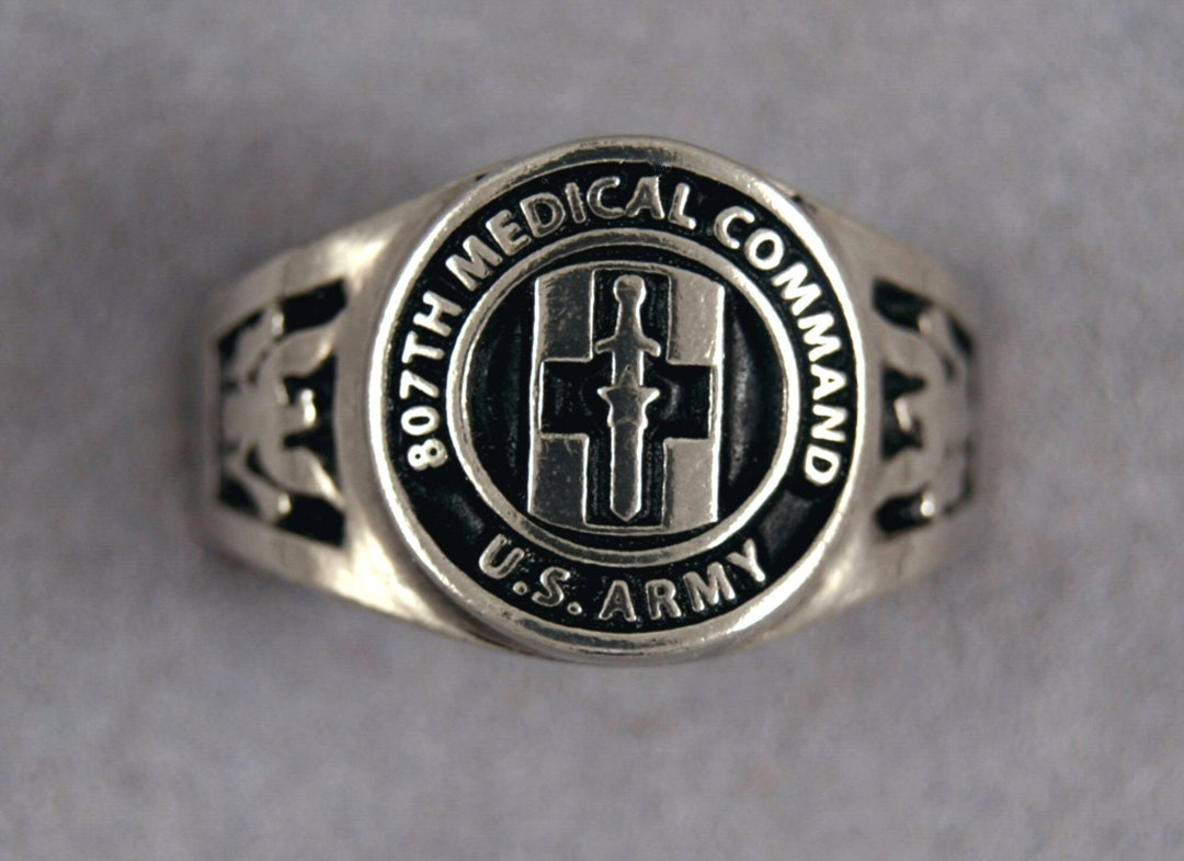 807th Medical Command Insignia Ring Soldiers First Military Signet Unit ...
