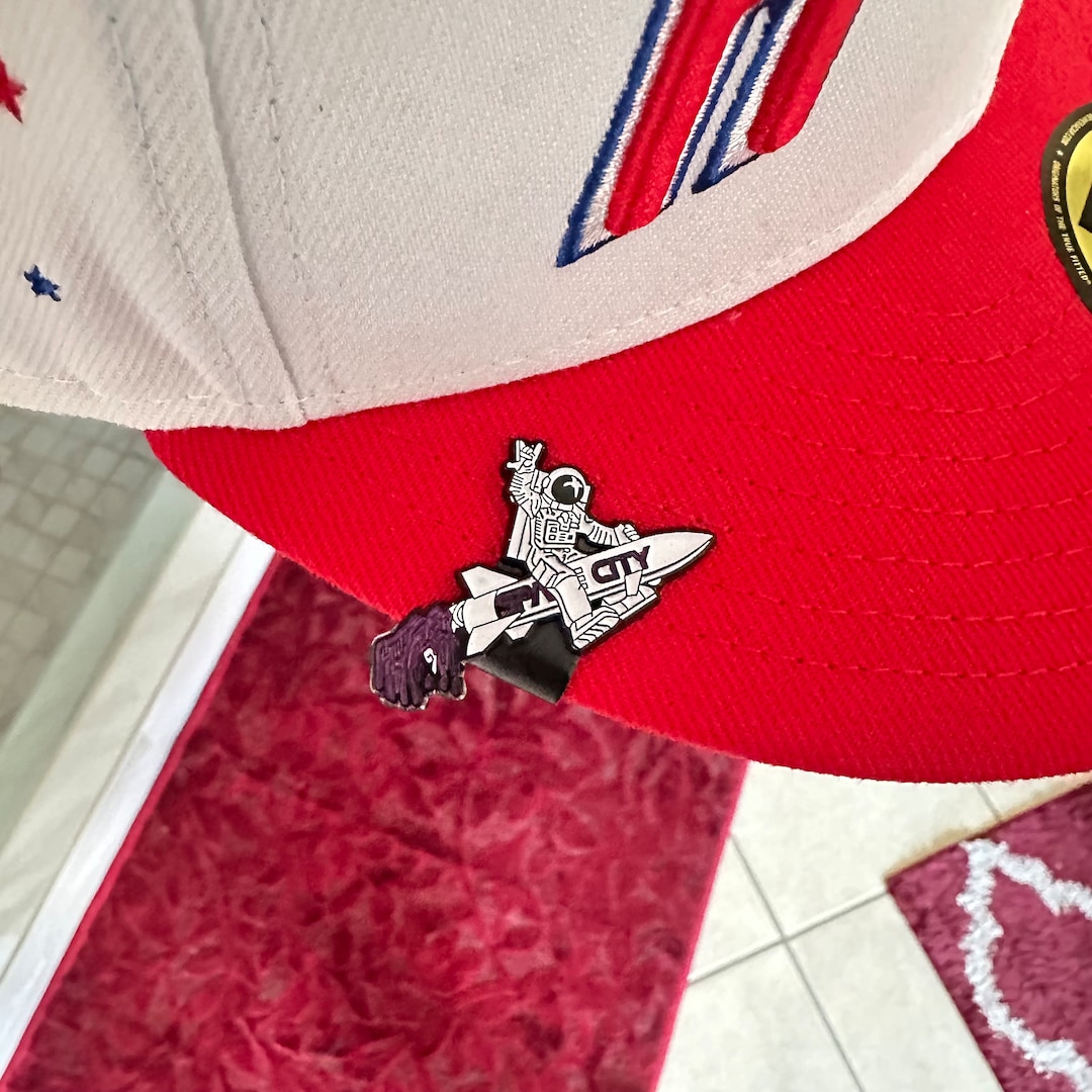 Space City Hat Clip - Etsy