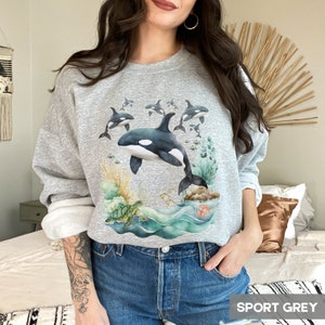 Orca/killer Whale Pod Crewneck Sweatshirt | Gift for Nature, Wildlife ...