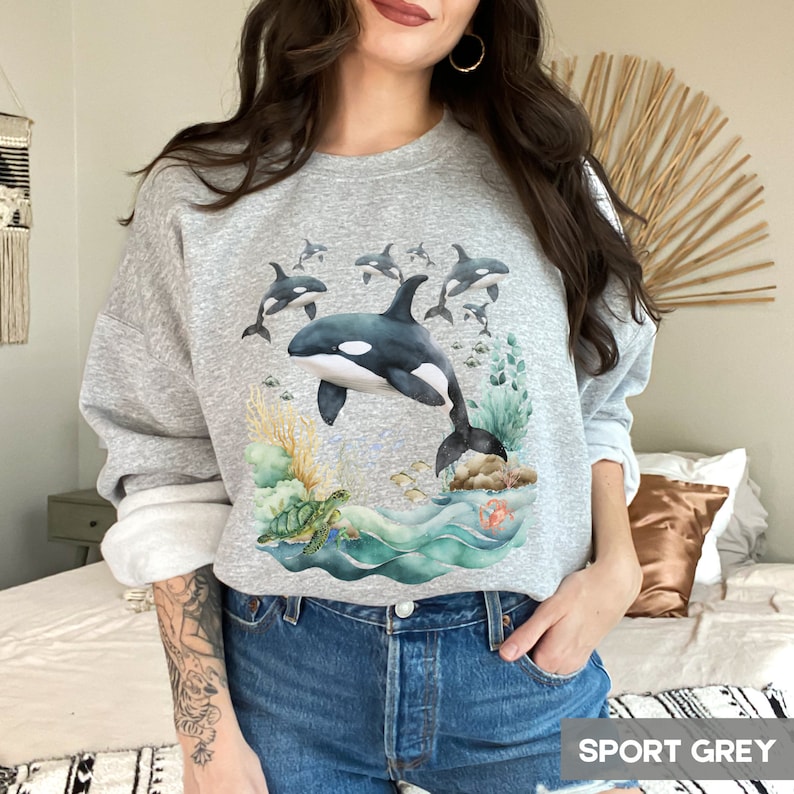 Orca/killer Whale Pod Crewneck Sweatshirt | Gift for Nature, Wildlife ...