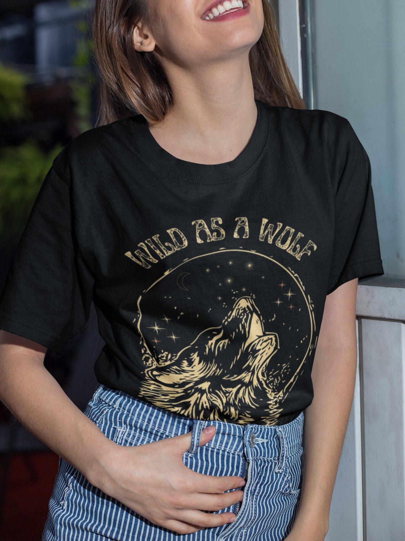 Wolf Tshirt Howling Wolf Shirt Gift for Hikers Outdoor - Etsy