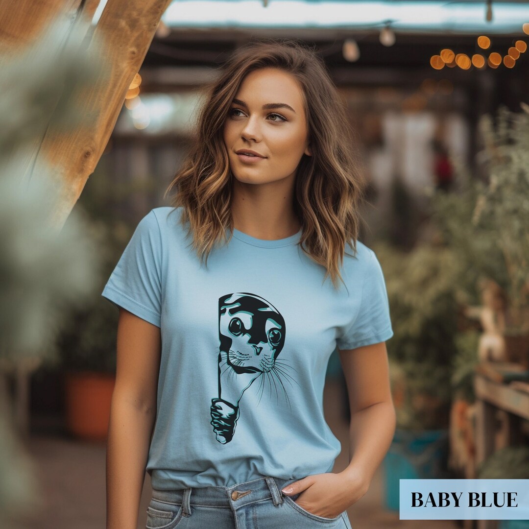 Seal Peeking Tshirt | Gift for Seal, Sealife, Nature, Wildlife, Ocean ...