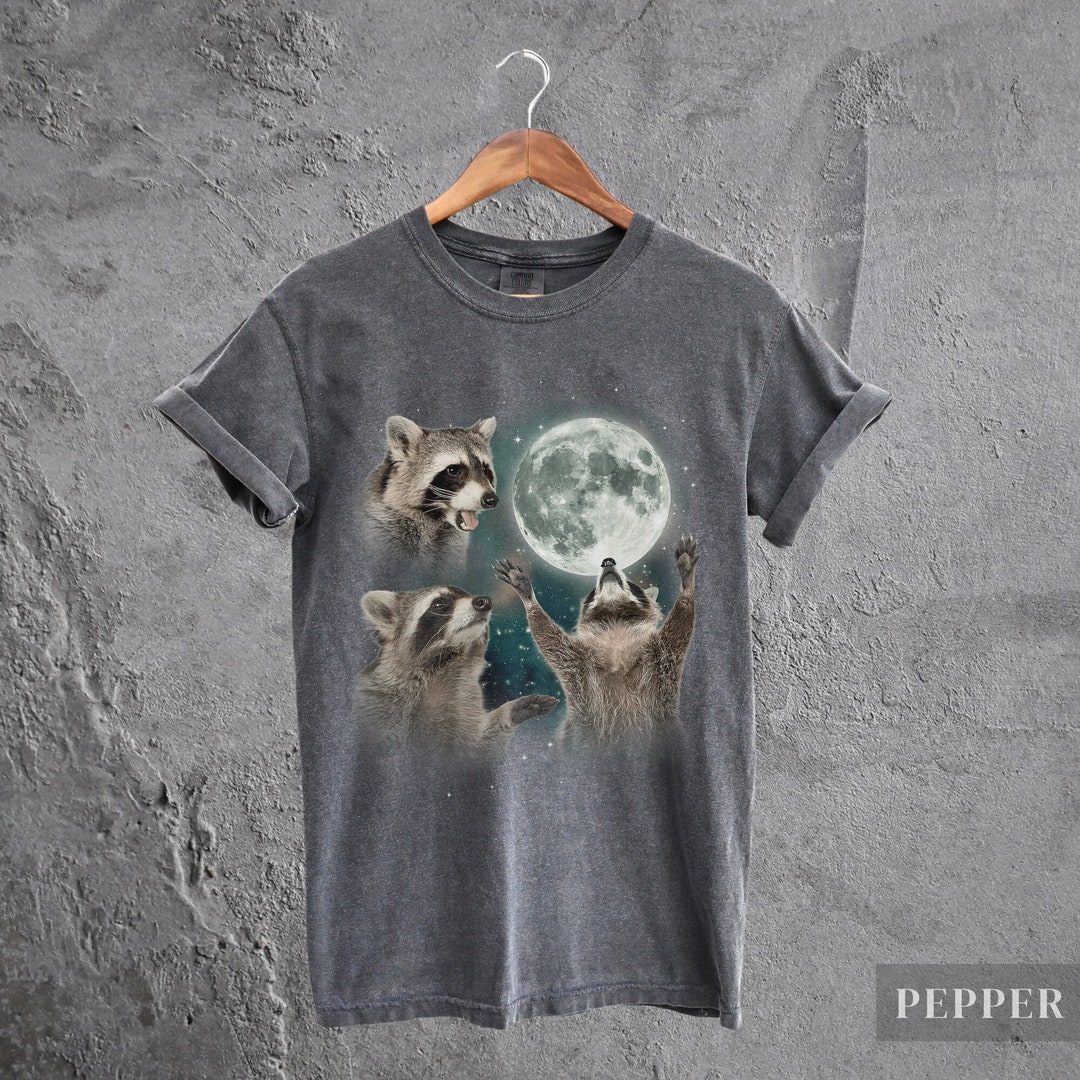 Vintage Raccoons Howling at the Moon T-shirt | Retro 90's Tees Y2K T ...