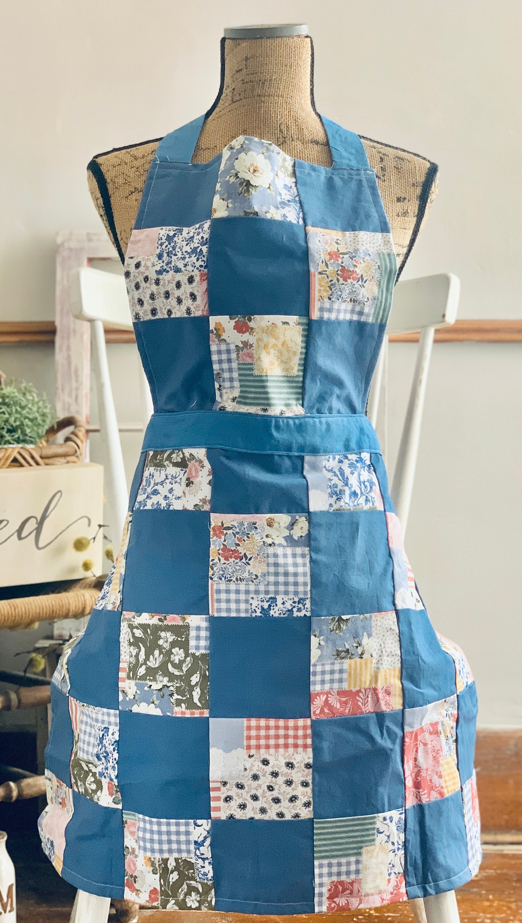 Handmade Patchwork Apron for Woman (blue Tea Party) - Etsy