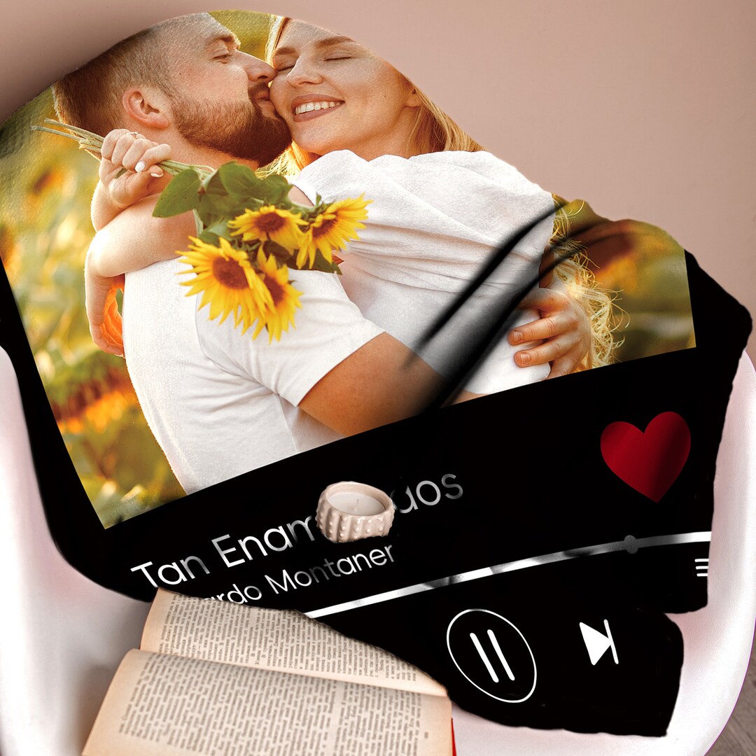 Personalized Music Blanket, Blanket With Custom Photo & Song Choice ...