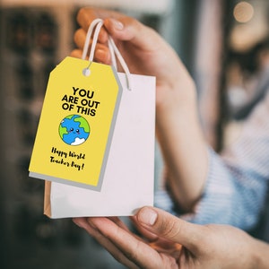 World Teacher DIY Gift Tags Printable - Teacher Thank You Gift Tags ...