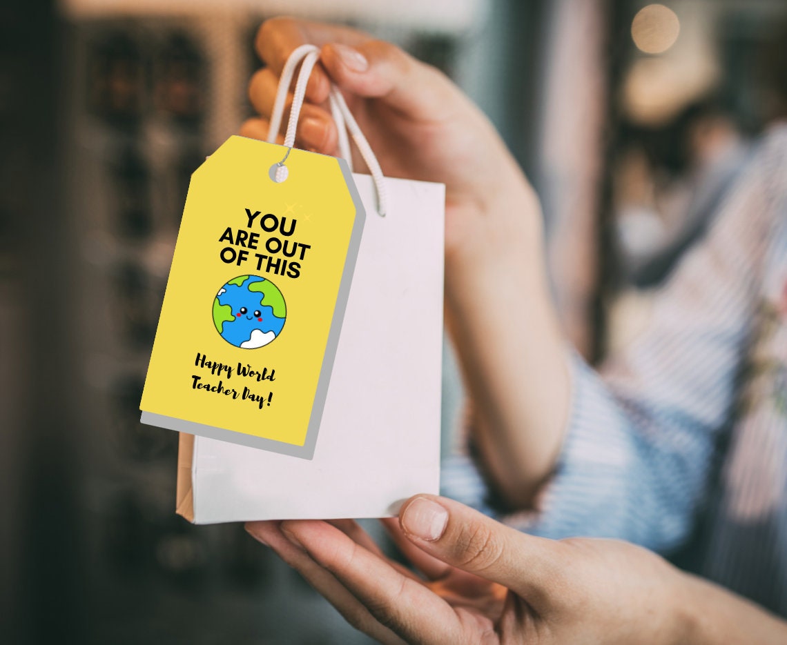 World Teacher DIY Gift Tags Printable - Teacher Thank You Gift Tags ...