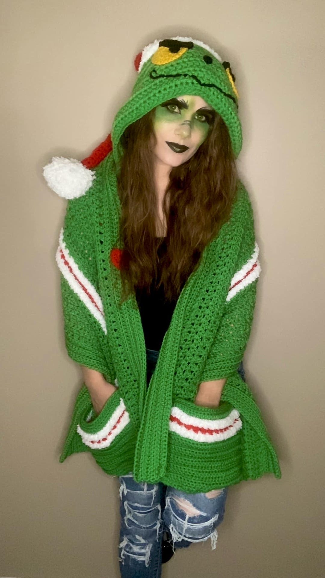 The Grinch Pocket Shawl - Etsy