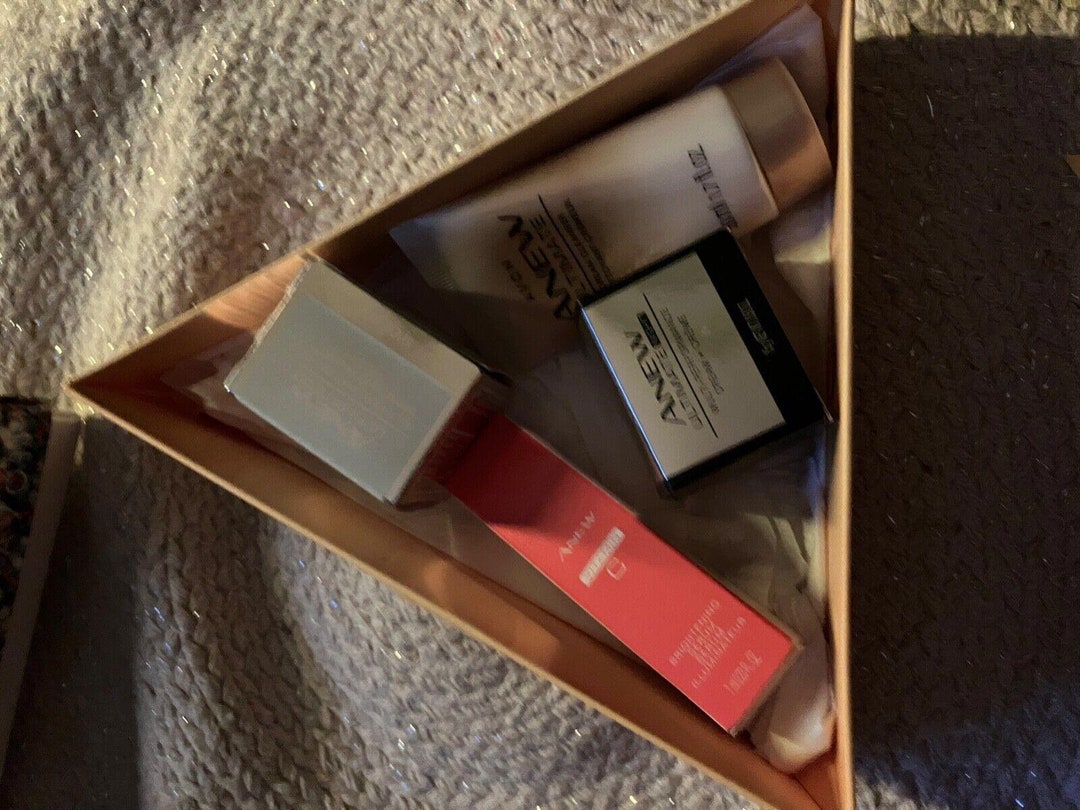 Brand New Nos Avon A Sampler Box. see Photos COPY - Etsy