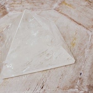 Large Clear Quartz Pyramid - Etsy