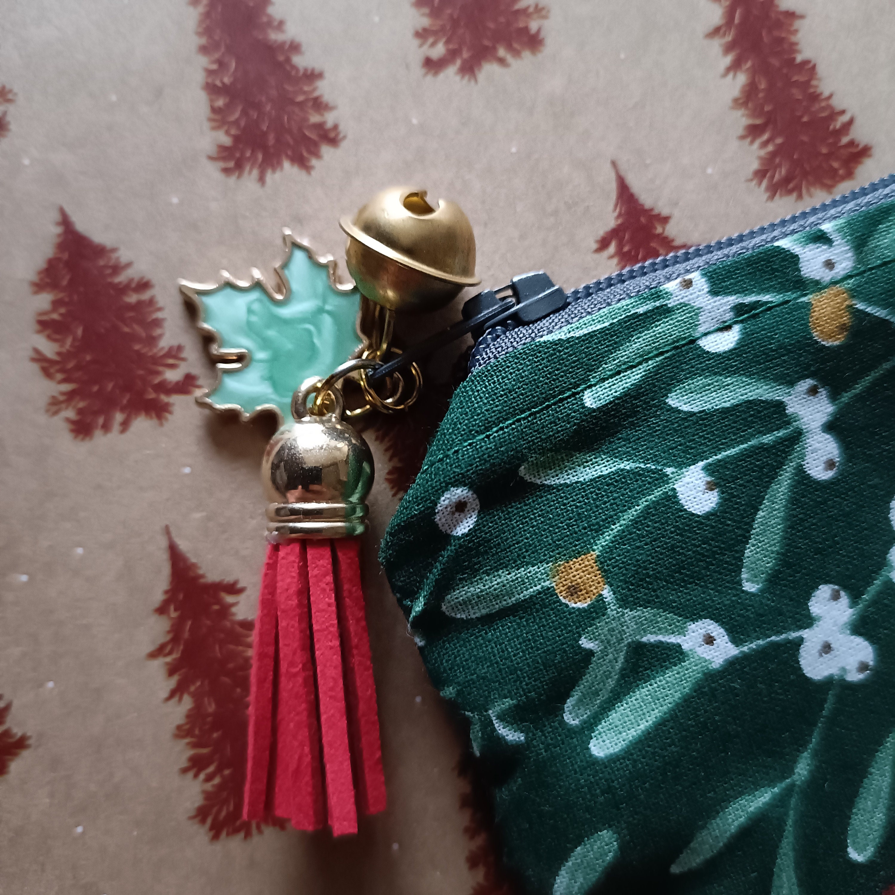 Trousse Plate En Tissu, Motifs Noël, Cousue Main - Etsy