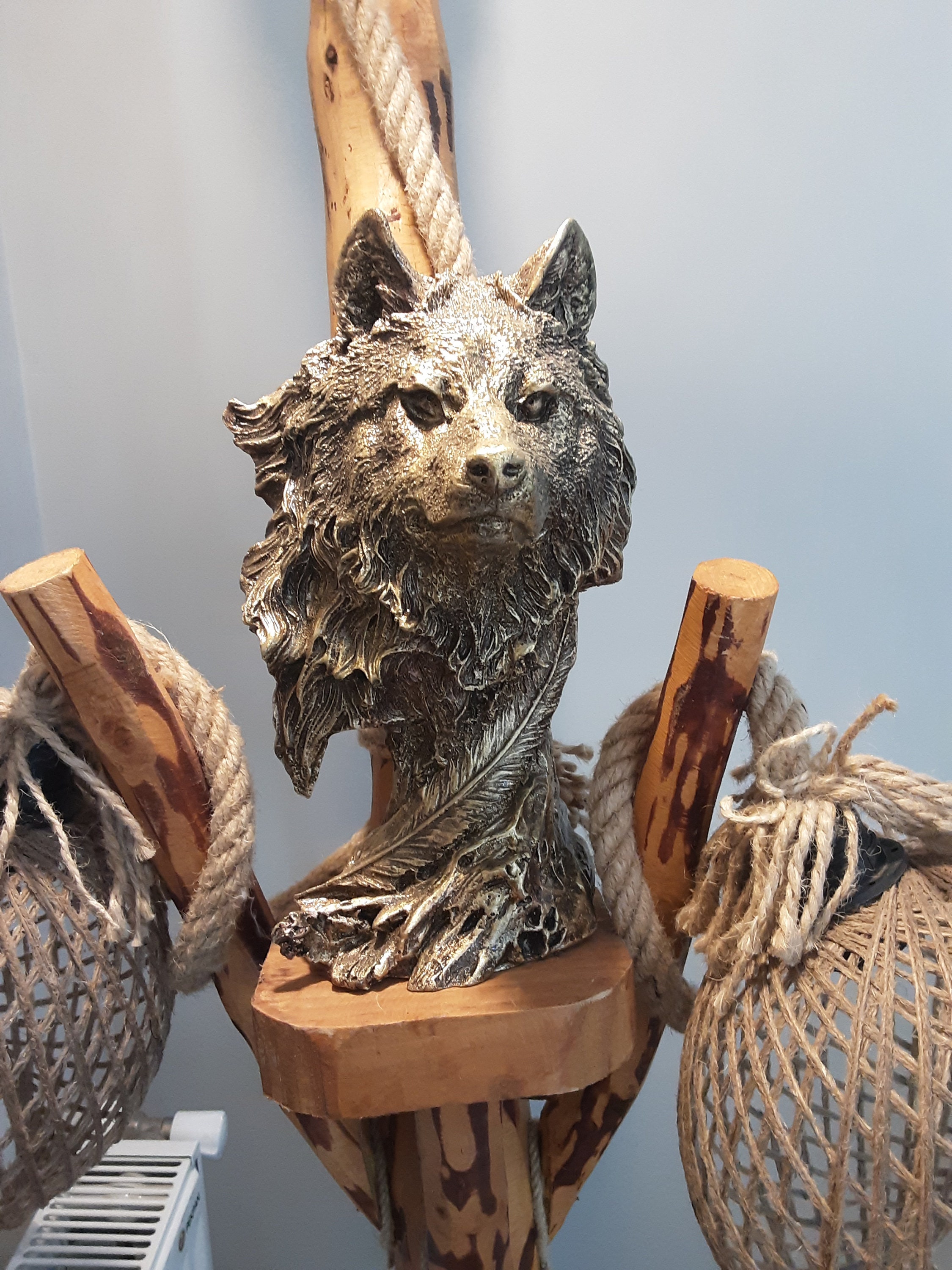 Blue Eyed Wolf Decor, Large Wolf Statue, Decorative Animal Sculpture ...