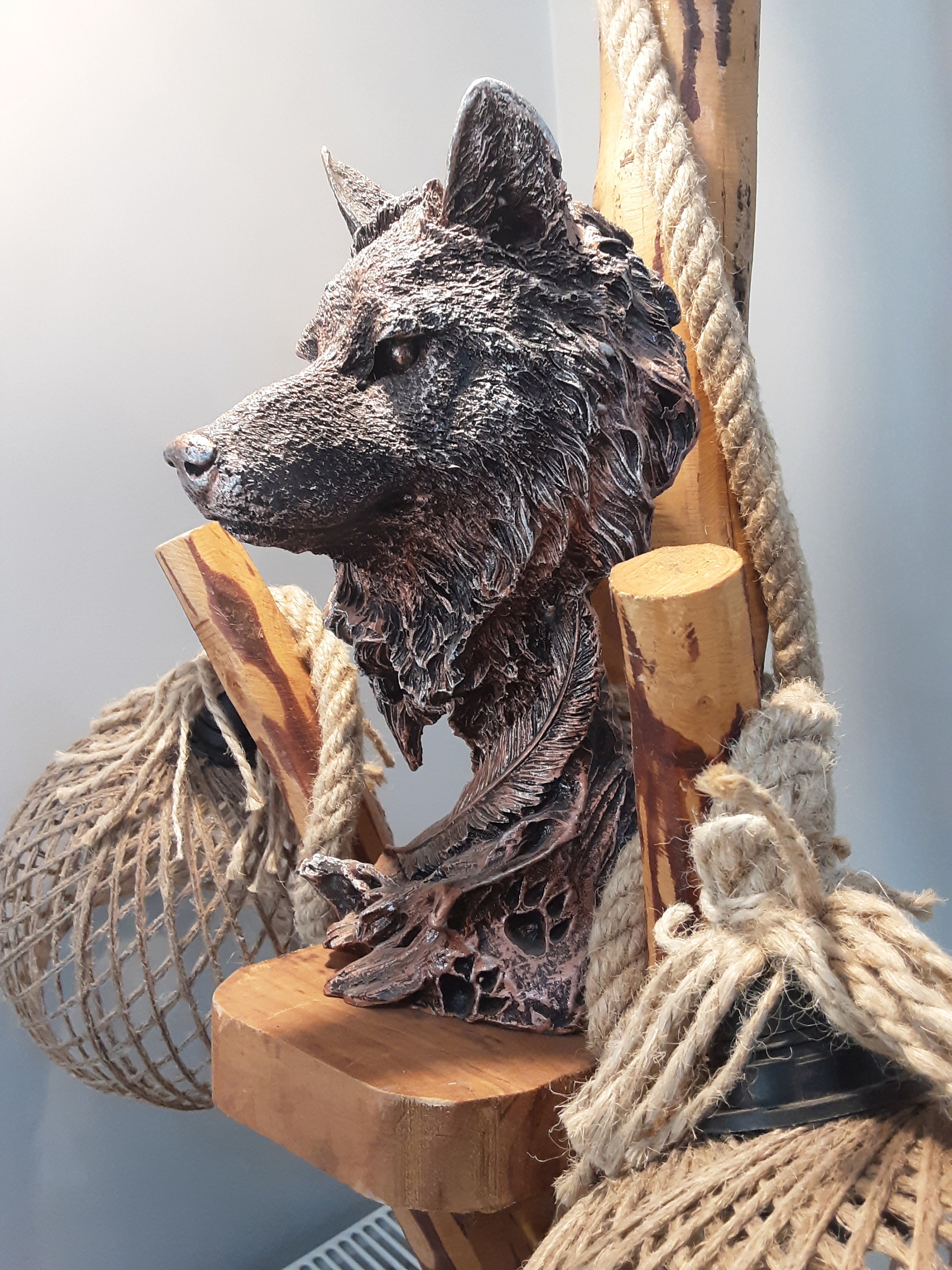 Blue Eyed Wolf Decor, Large Wolf Statue, Decorative Animal Sculpture ...