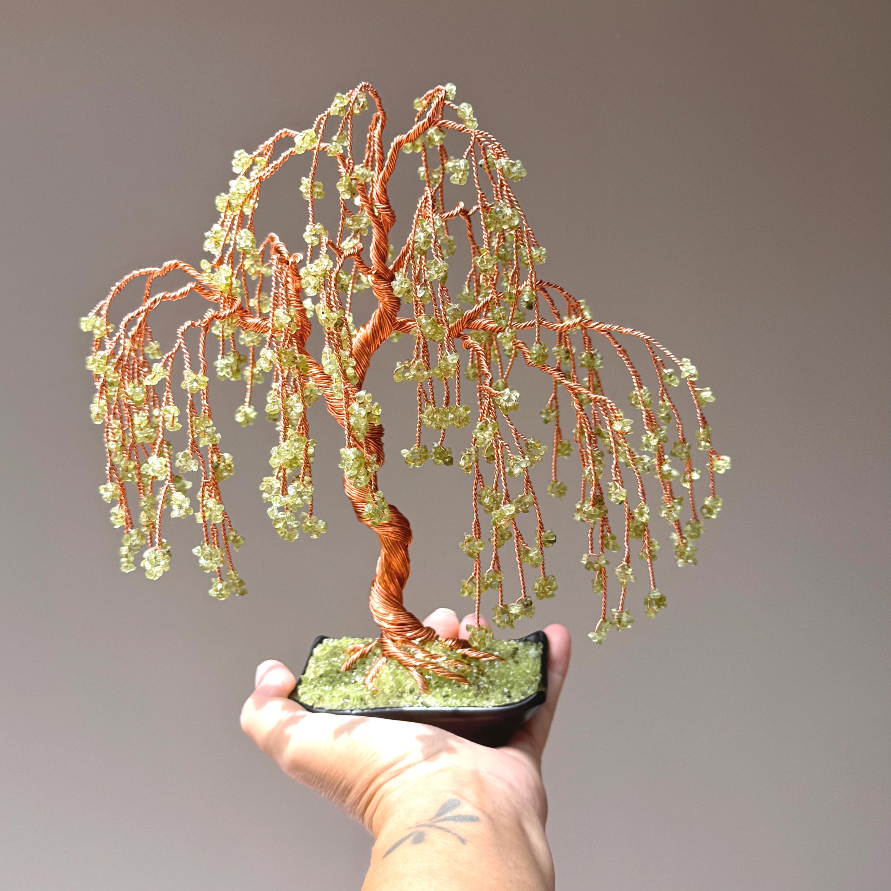 Peridot Willow Gemstone Tree of Life: Wire Sculpture, Feng Shui Decor ...