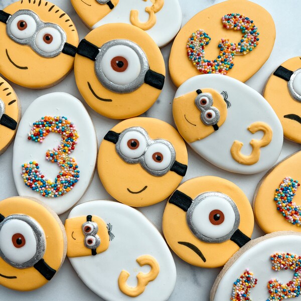 Minion Cookies - Etsy