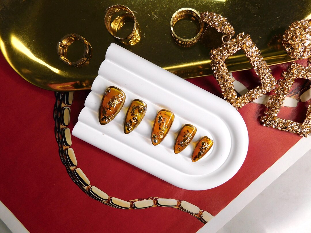 Cocoa Charm Nail Set - Etsy