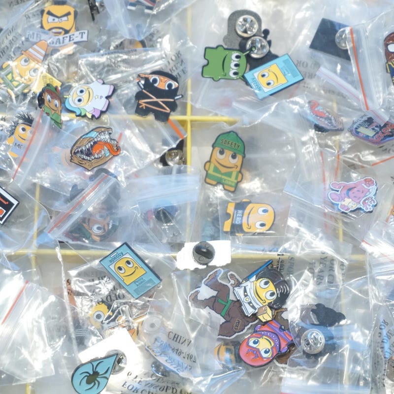 Jewelry Bulk Brooches - Etsy