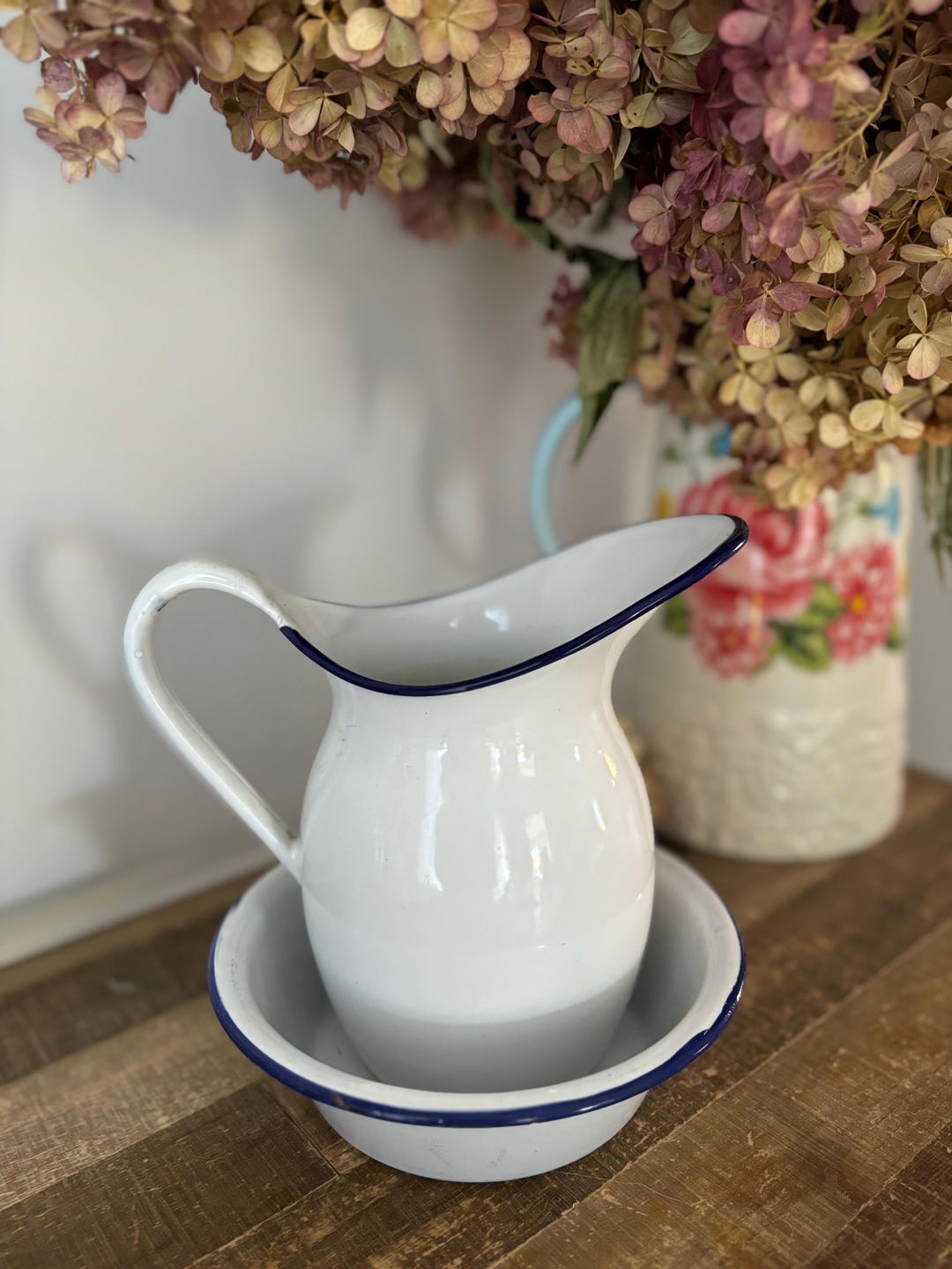Vintage Enamel Pitcher and Basin, Vintage Pitcher and Wash Basin ...