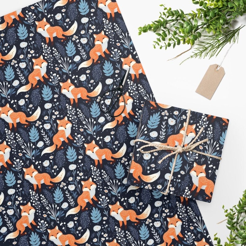 Christmas Gift Wrapping, Fox Wrap Paper, Gift Wrapping Paper, Christmas ...