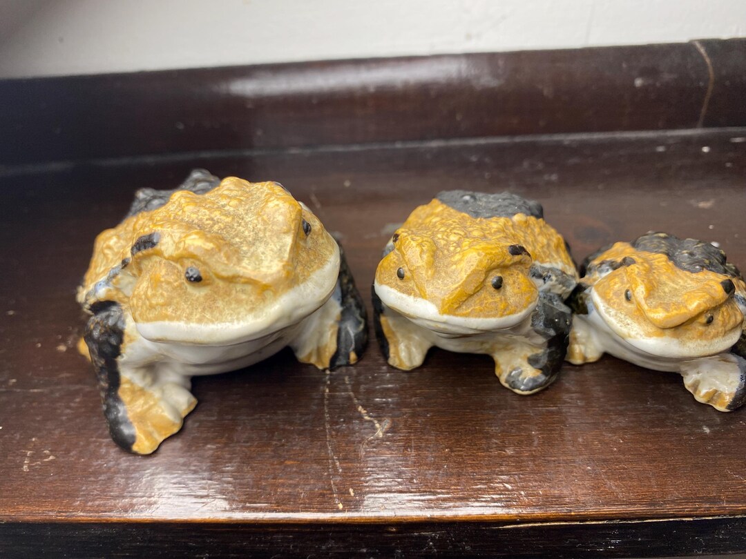 Toads Japanese Vintage Ceramic Pottery Hirado Style Frog Toads Set of ...