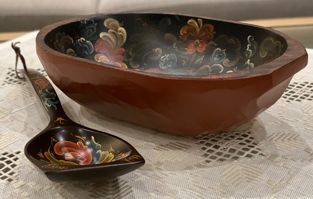 Rustic Rose Design Bowl and Spoon Set From Telemark - Handcrafted ...