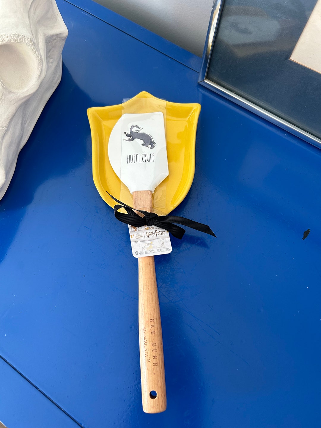 Rae Dunn Harry Potter Hufflepuff Spatula and Spoon Rest - Etsy