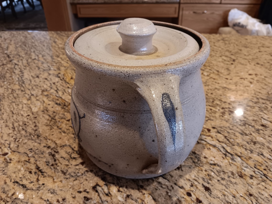 Vintage Rowe Pottery Works Bean Pot Running Pig Motif 1988 - Etsy