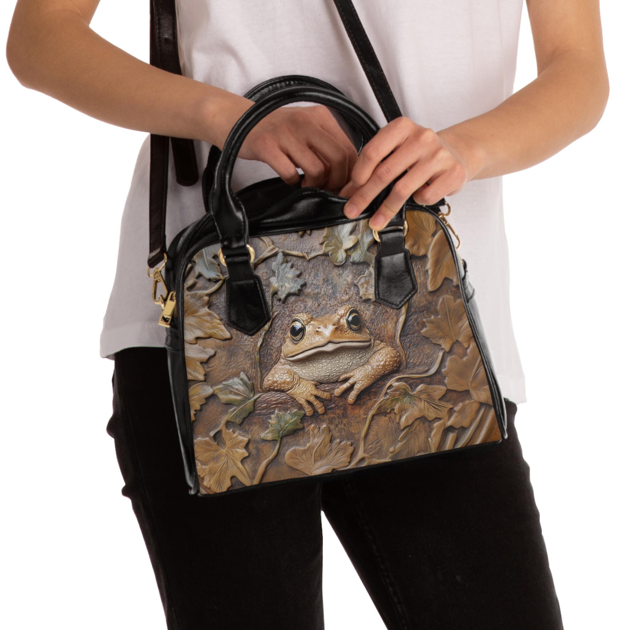 Frog Purse! Faux Leather Frog Handbag: Nature Lover Bullfrog Purse ...