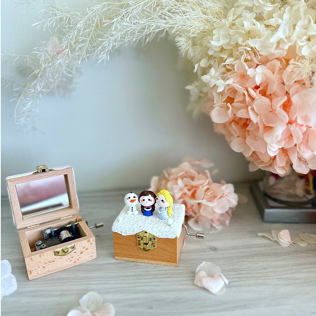 Frozen Music Box (elsa, Anna & Olaf) - Etsy