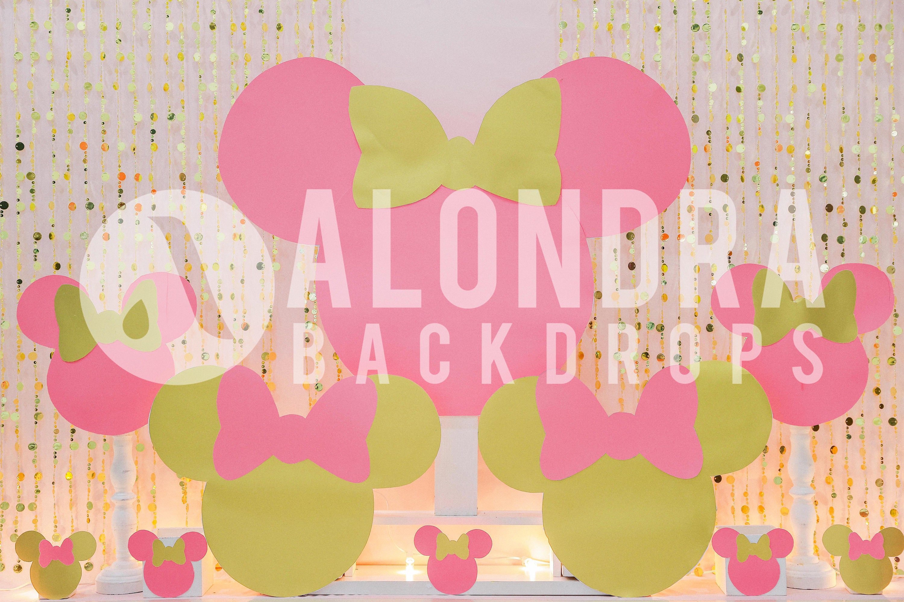 Minnie Mouse-pink and Gold-fabric Backdrop-alondra Backdrops - Etsy