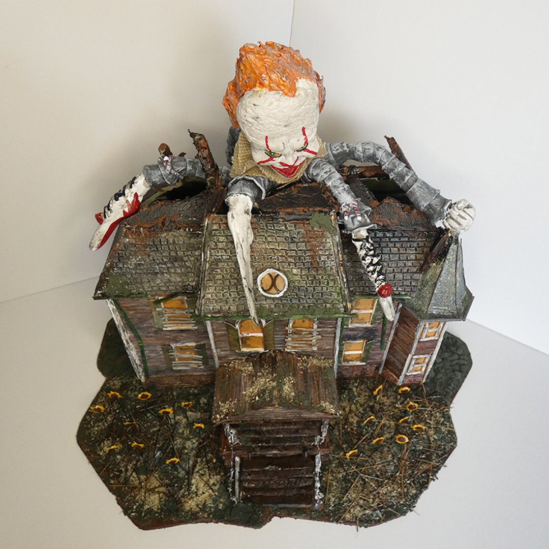 Pennywise House Diorama / Halloween Miniature. Feat. Spider Pennywise ...