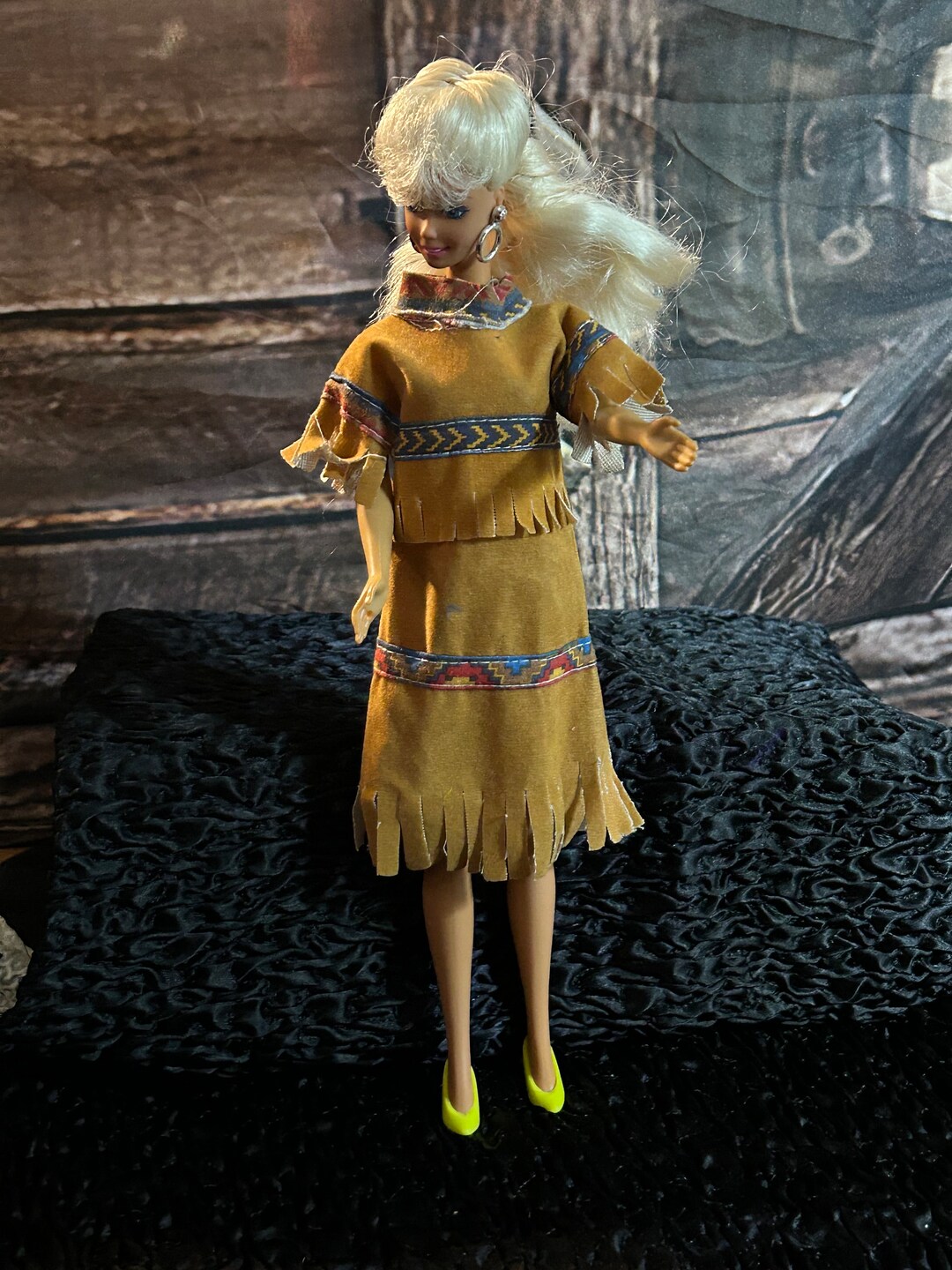 Vintage Barbie Native American Barbie. - Etsy
