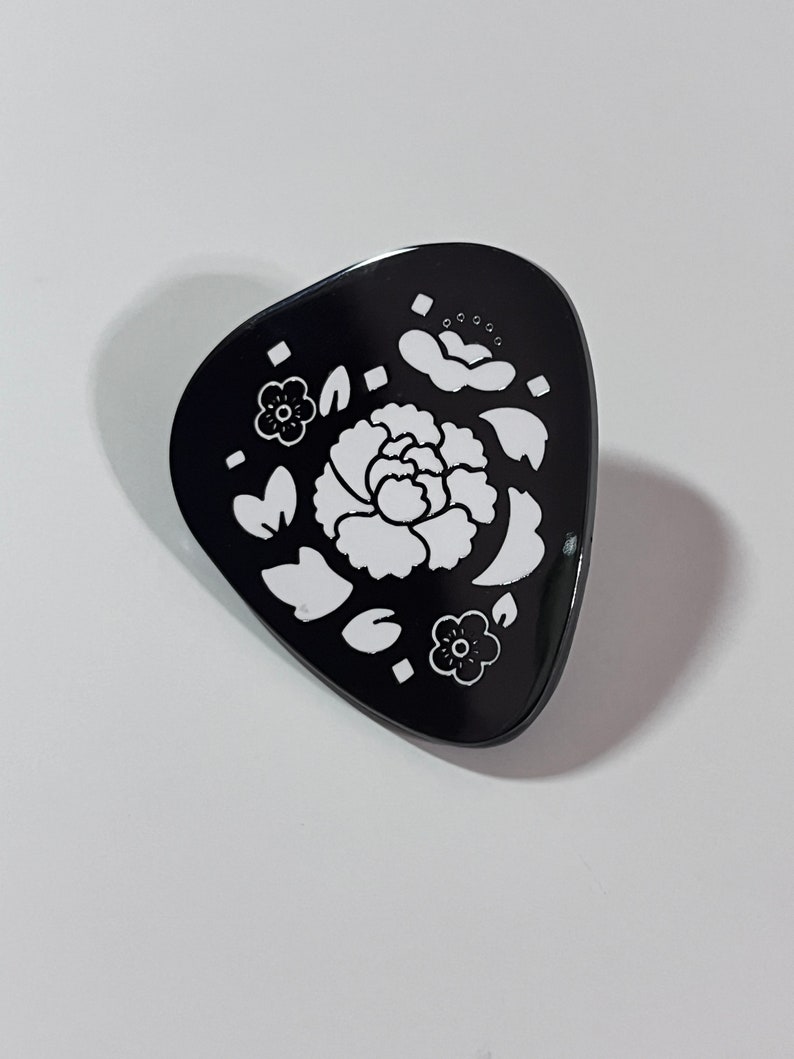 Agustd DDAY Enamel Pin | Agustd Guitar Pick Pin - Etsy