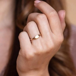 Solid 14k Gold Engravable Signet Ring, Minimalist Gold Ring, Small/tiny/dainty Gold Ring ...