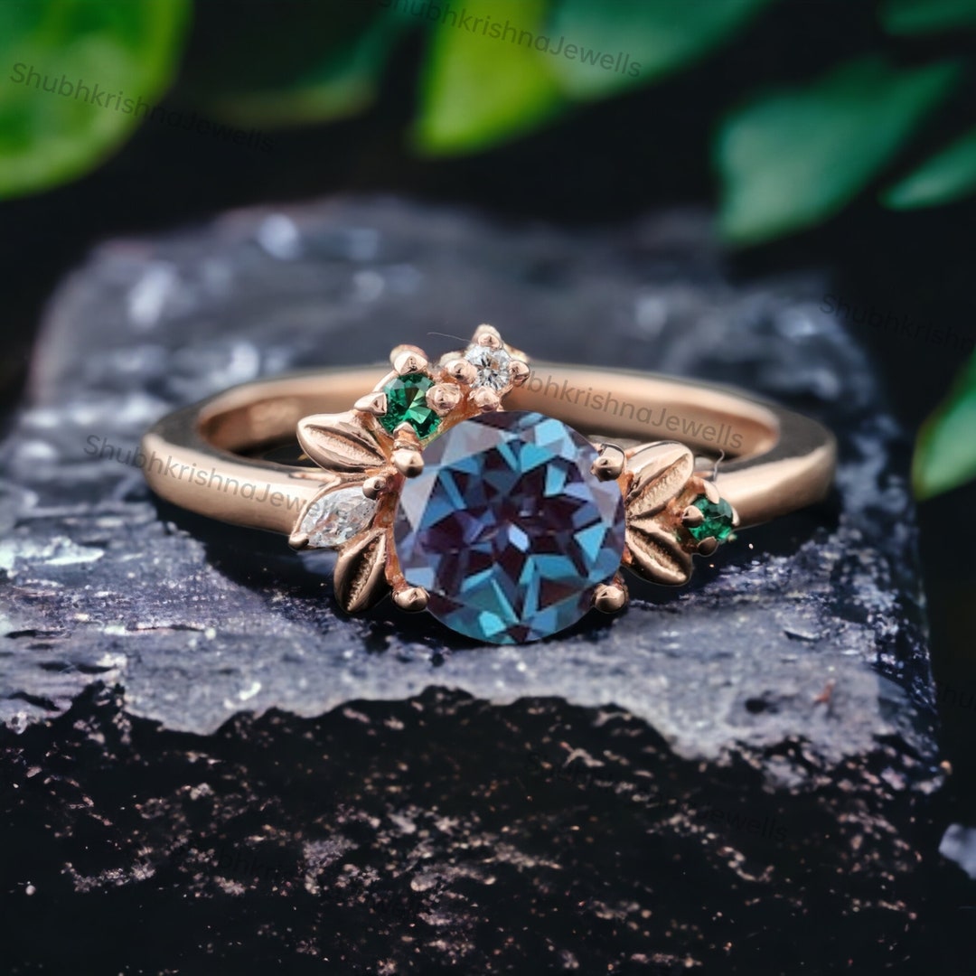 Vintage Flower Alexandrite Promise Ring Antique Green Emerald - Etsy Canada