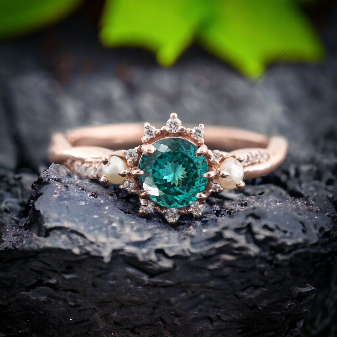 Elegant Green Sapphire Wedding Ring Antique Diamond Crystal Ring Akoya ...