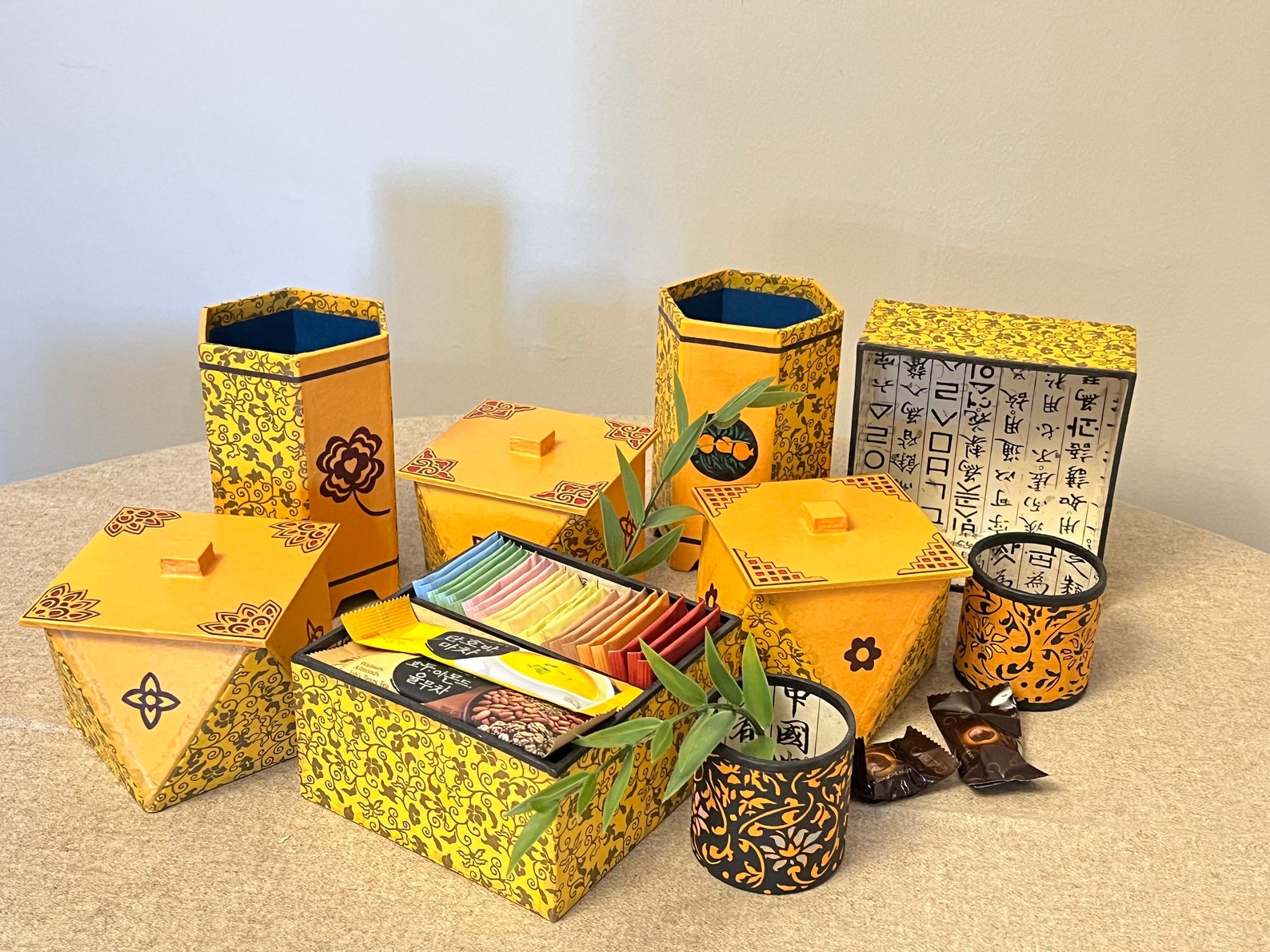 Traditional Korean Hanji Handmade Craft | Pencil Holder | Jewelry Box ...