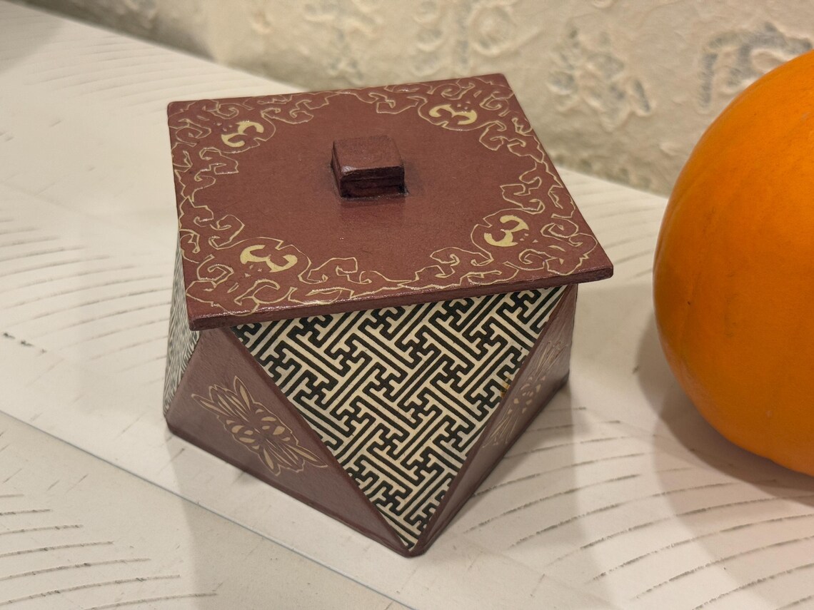 Traditional Korean Hanji Handmade Craft | Pencil Holder | Jewelry Box ...