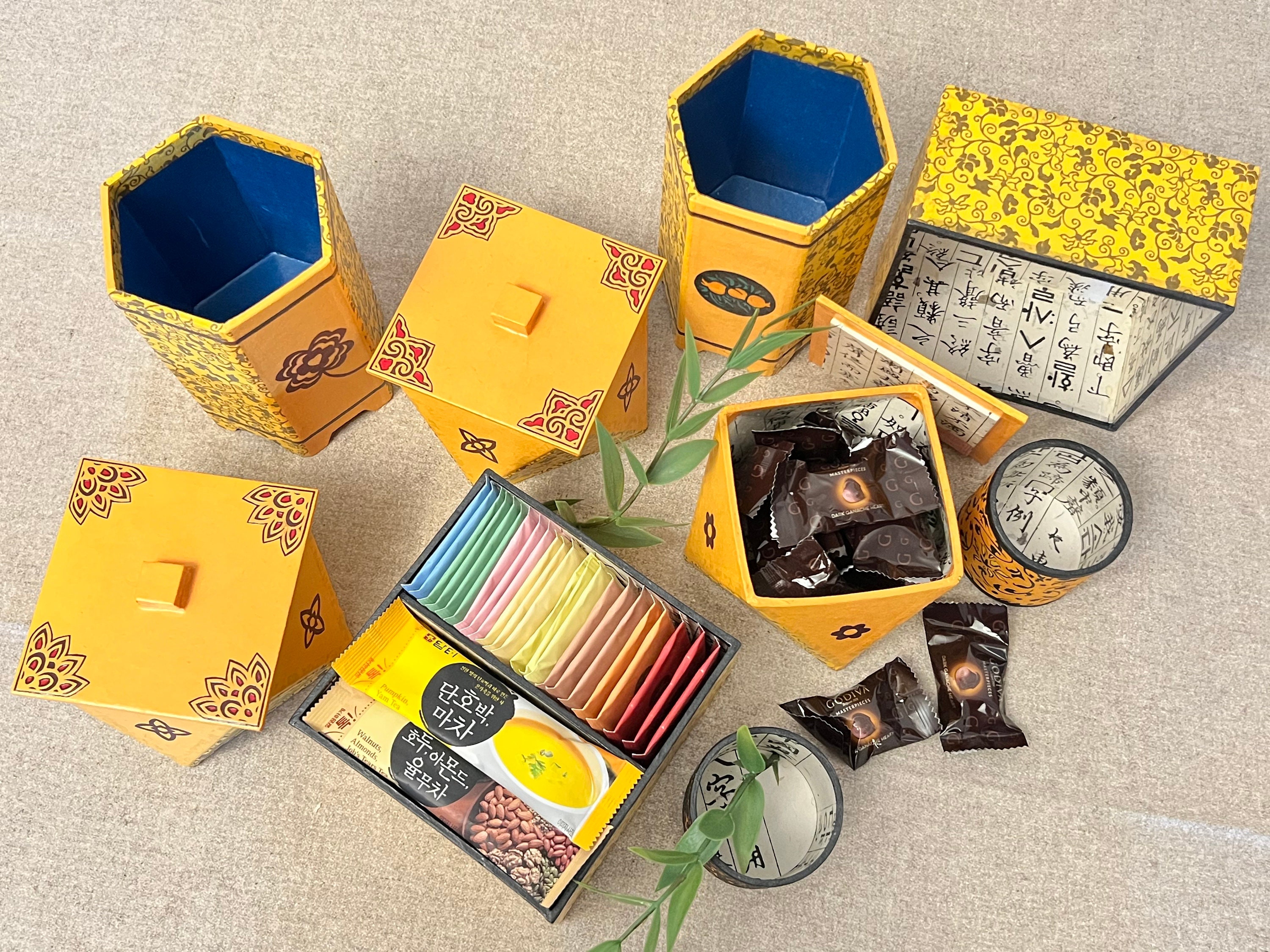 Traditional Korean Hanji Handmade Craft | Pencil Holder | Jewelry Box ...