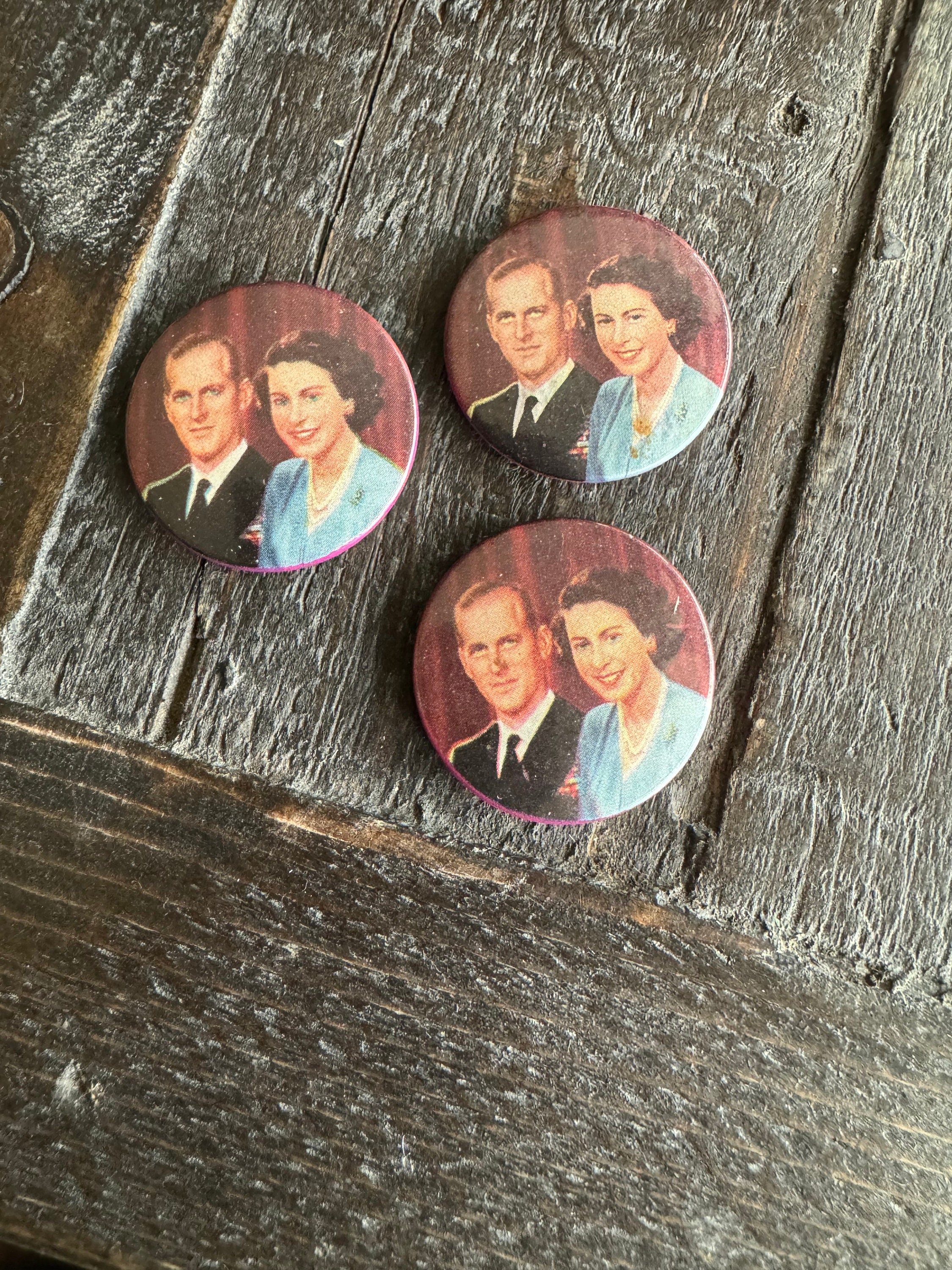 Vintage Queen Elizabeth II and Prince Phillip Pins - Etsy