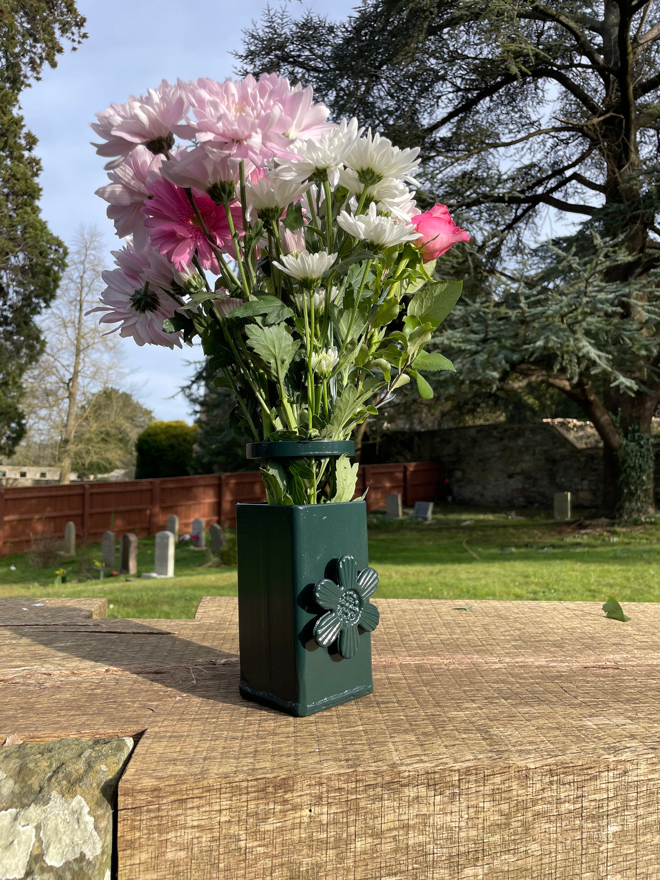 Cemetery Flower Holder Cemetery Flower Arranger Garden Flower Pot ...