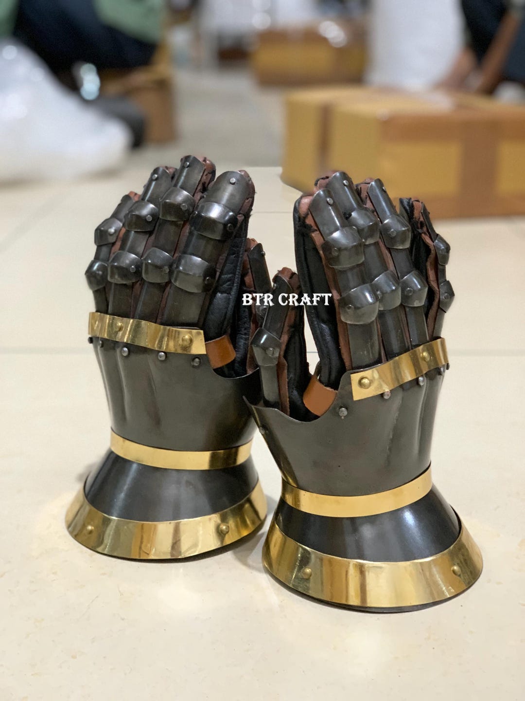 Medieval Antique Hourglass Finger Gauntlets With Padded Gloves Combat ...