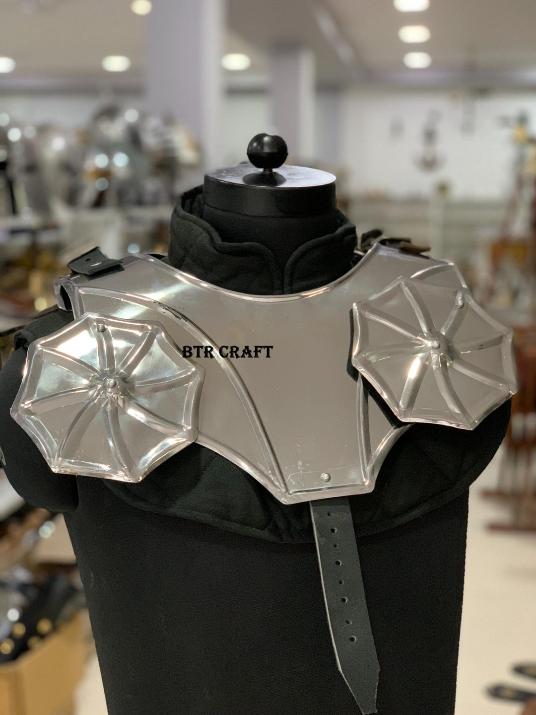 Medieval Steel Renaissance Flower Design Neck Gorget Armor Halloween ...