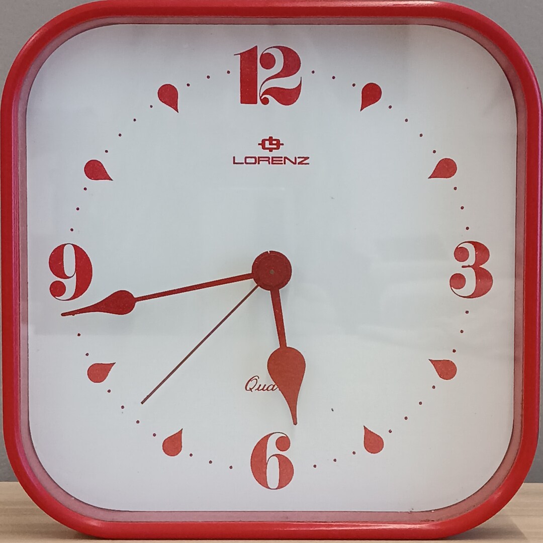 Lorenz 1970s Wall Clock - Etsy