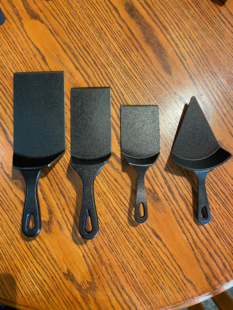 Large 3 Sided Cast Iron Spatula: Pre-seasoned Grill Accessory - Etsy