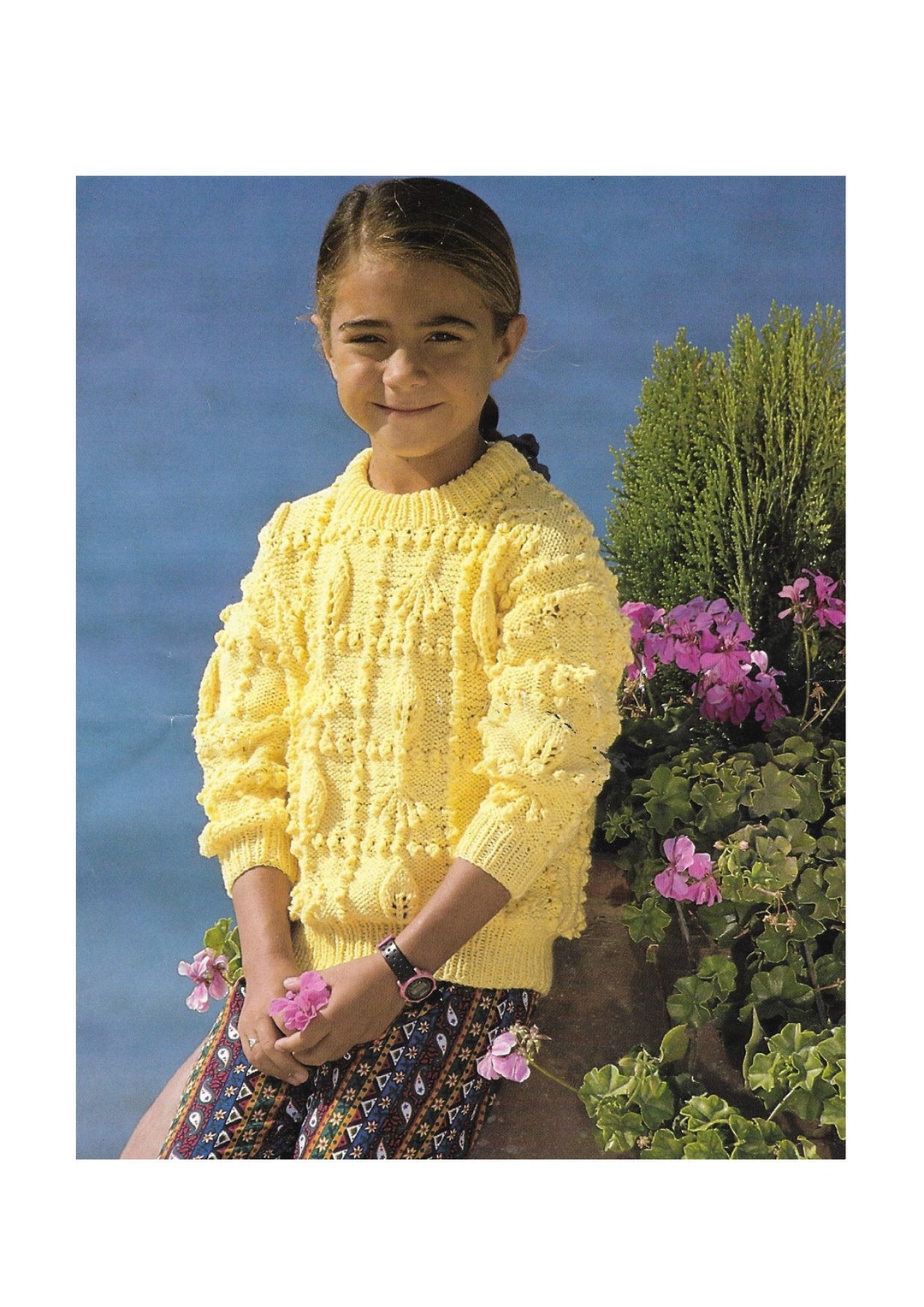 Vintage Knitting Pattern Childrens Pretty Double Knit Sweater 22-28 ...