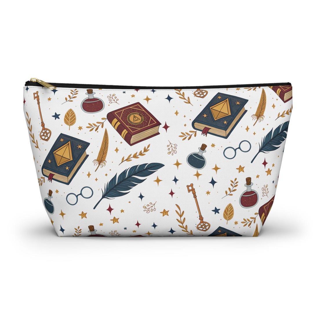Wizard School Accessory Pouch: Witchcraft Makeup Organizer - Etsy
