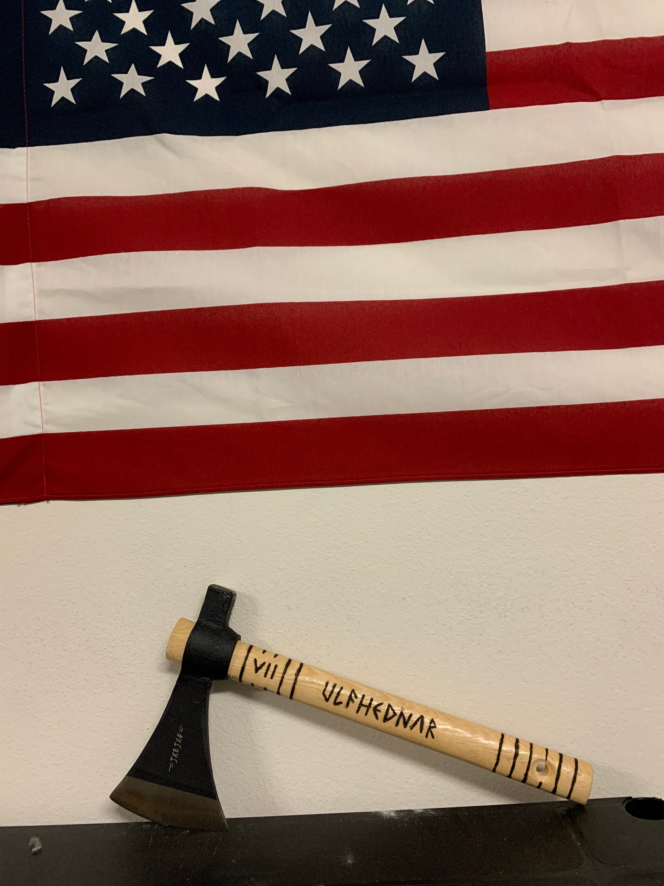 Throwing Tomahawks. Mountain Man, Viking Style. Hand Made and Engraved ...