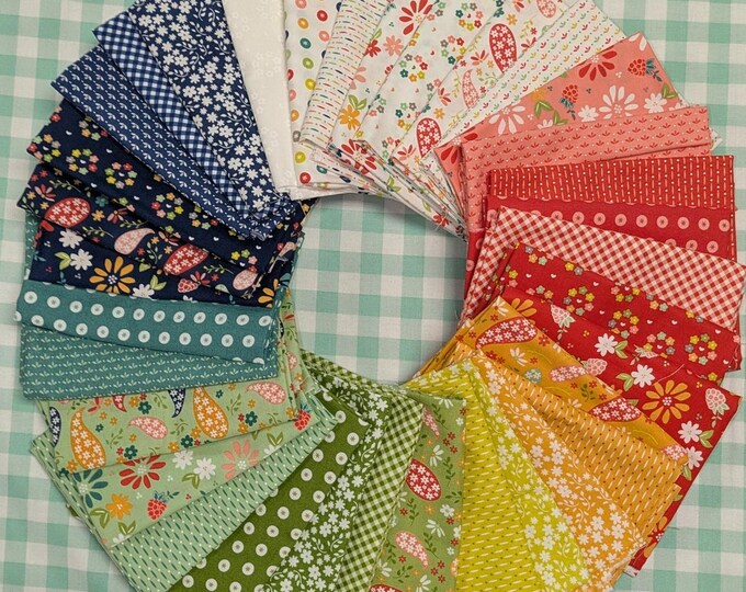 Fat Quarter Fabric Bundle - Raspberry Summer by Sheri and Chelsi for ...