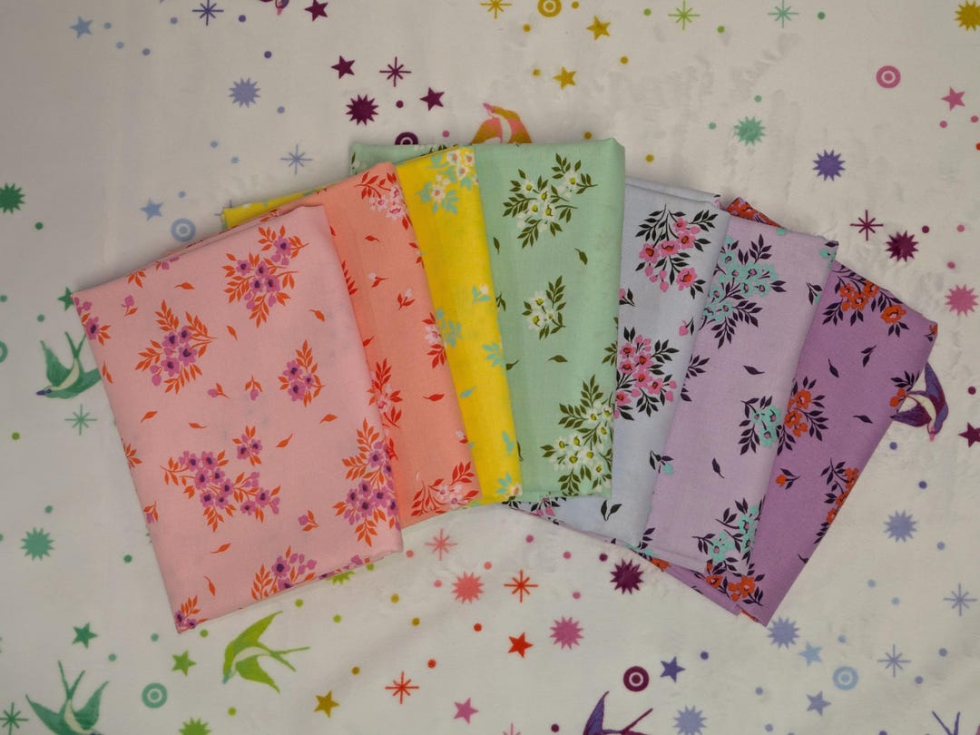 Tula Pink What a Ditz - 7 Piece Fat Quarter Bundle - 2025 True Colors ...